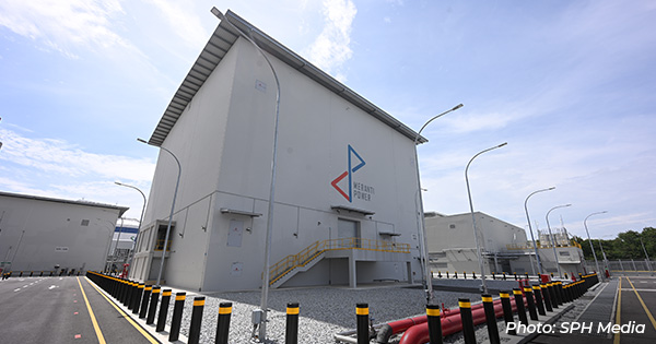 Singapore launches hydrogen-ready backup power plant on Jurong Island ...